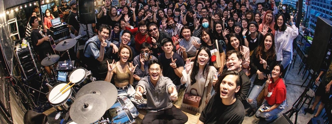 Klear - Getsunova จัดแฟนมีตสุดอบอุ่นกลางฤดูฝน