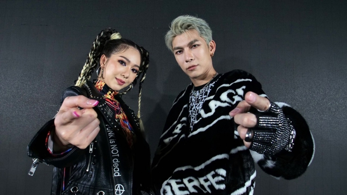 T-POP STAGE รายการ Stage Show ครั้งแรกของเมืองไทย ! เริ่มจันทร์ที่ 8 ...