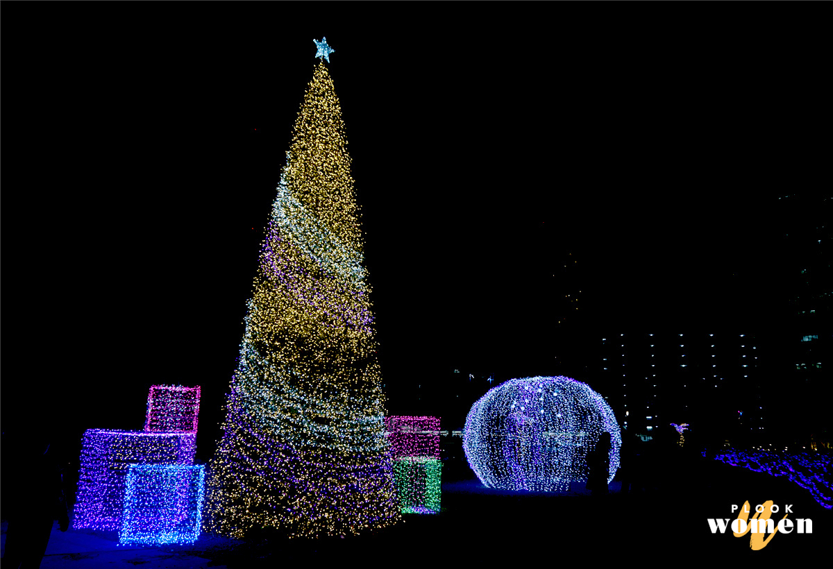 พาชมงาน ''ศิลป์แสง แห่งแรงบันดาลใจ'' สวนไฟสุดอลังการกลางกรุงเทพฯ