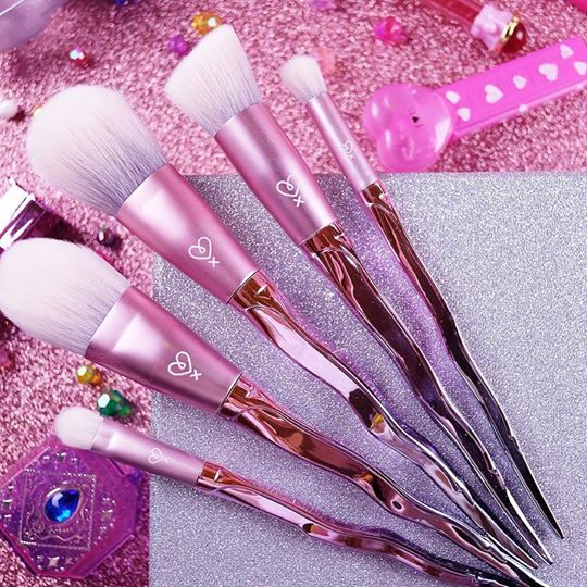 รวมแปรงแต่งหน้าสุดคิ้วท์มีดีไซน์ น่าใช้มาก